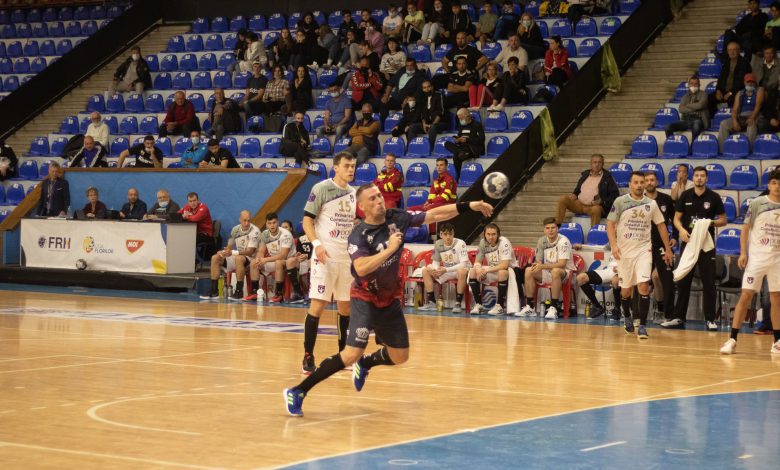 Bucuraţi-vă de handbal! Cei mai buni vin la Sala Sporturilor • Opinia Buzău