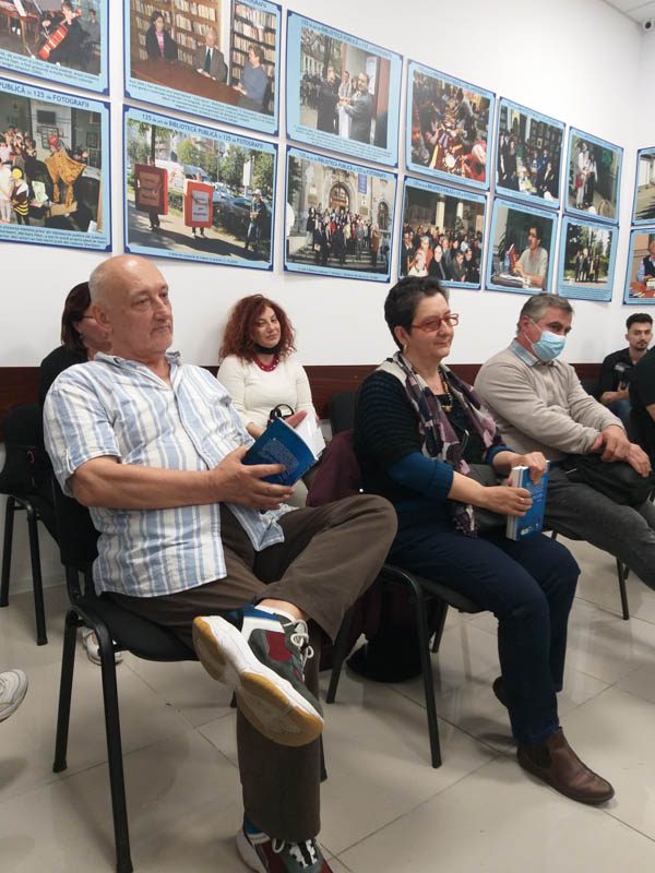 FOTO/VIDEO | Scriitoarea Ramona Müller s-a întors acasă pentru o triplă ...
