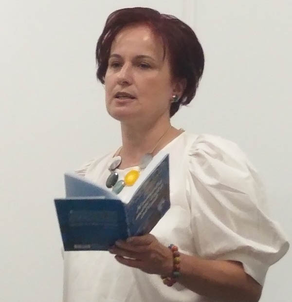 FOTO/VIDEO | Scriitoarea Ramona Müller s-a întors acasă pentru o triplă ...