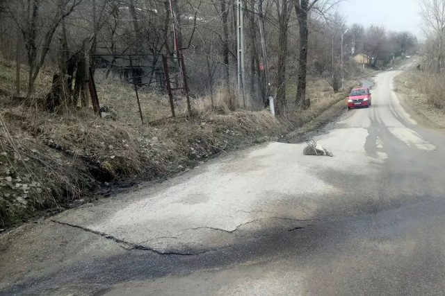 Primăriile Pănătău şi Cozieni colaborează pentru reabilitarea unui drum ...
