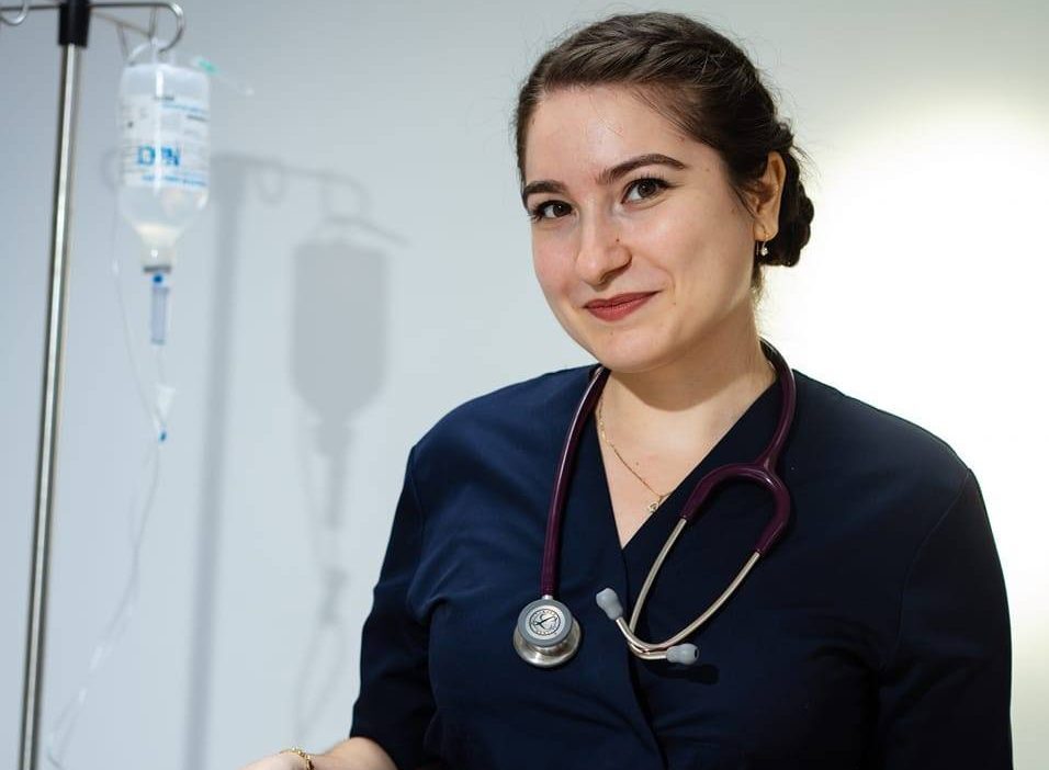 FOTO | Povestea hasdeienei care se întoarce la Buzău să facă Neurologie ...